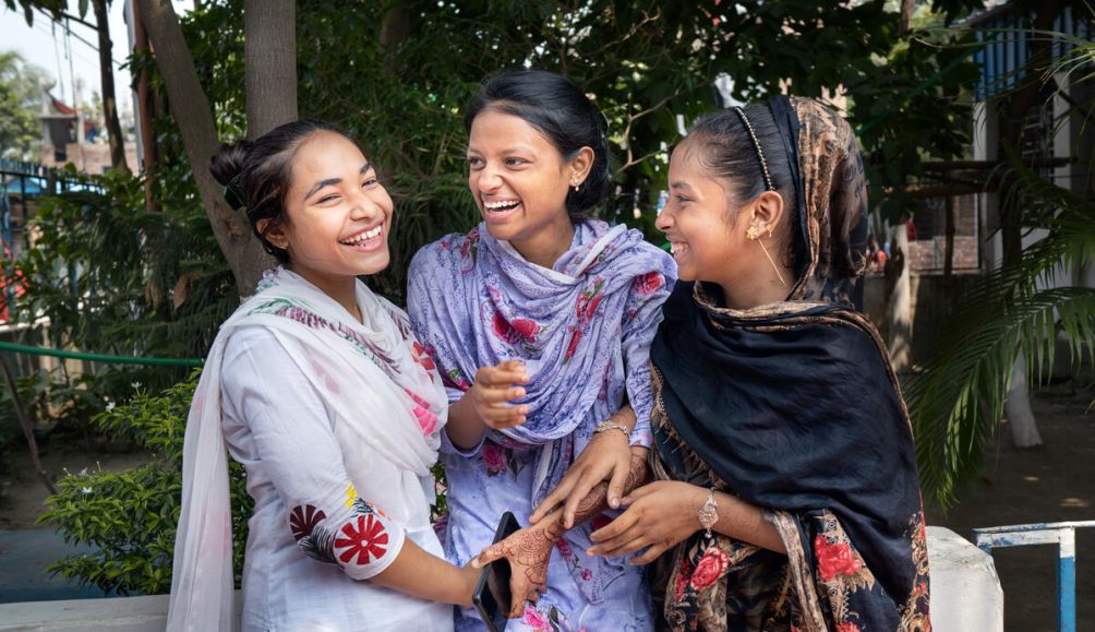 Give girls a hand: women share their advice for girls | ActionAid UK