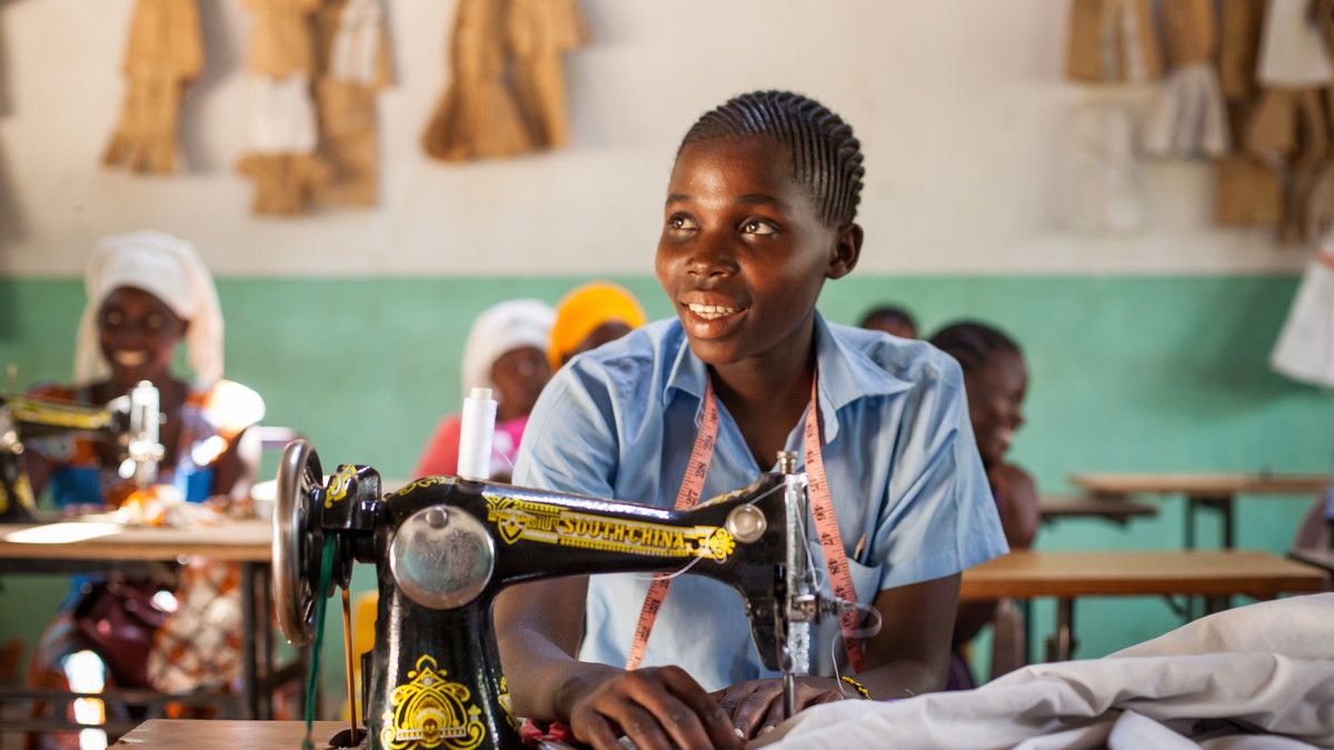 Charity gifts and cards: help and support | ActionAid UK