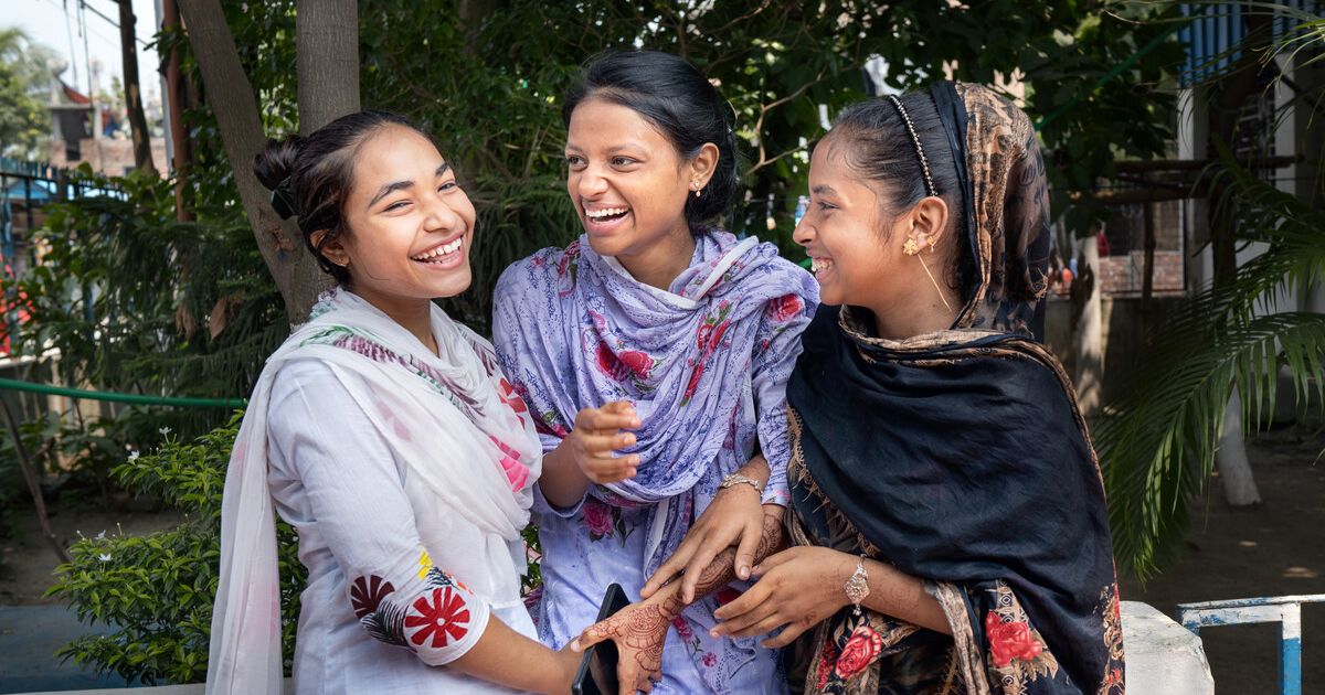 Give girls a hand: women share their advice for girls | ActionAid UK